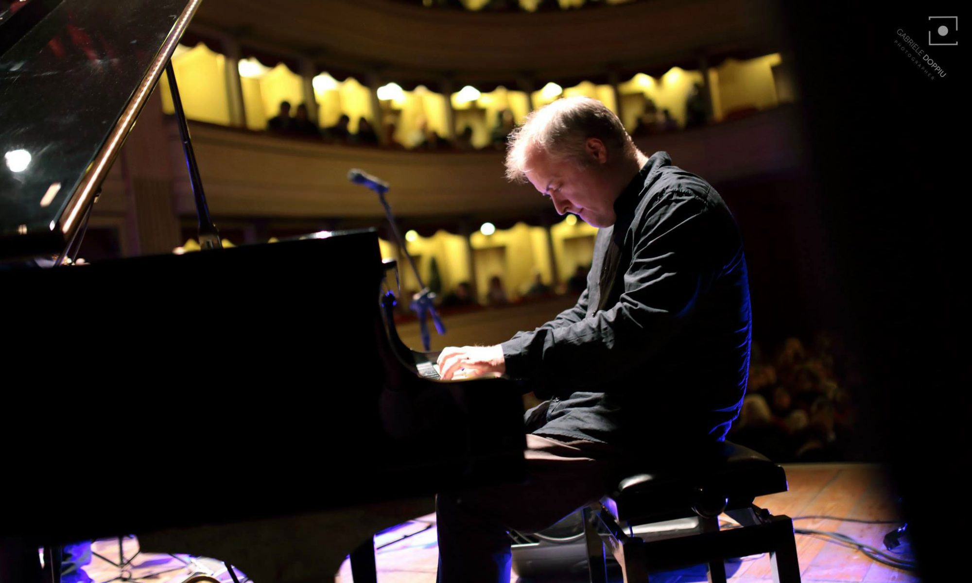 About – Dave Milligan